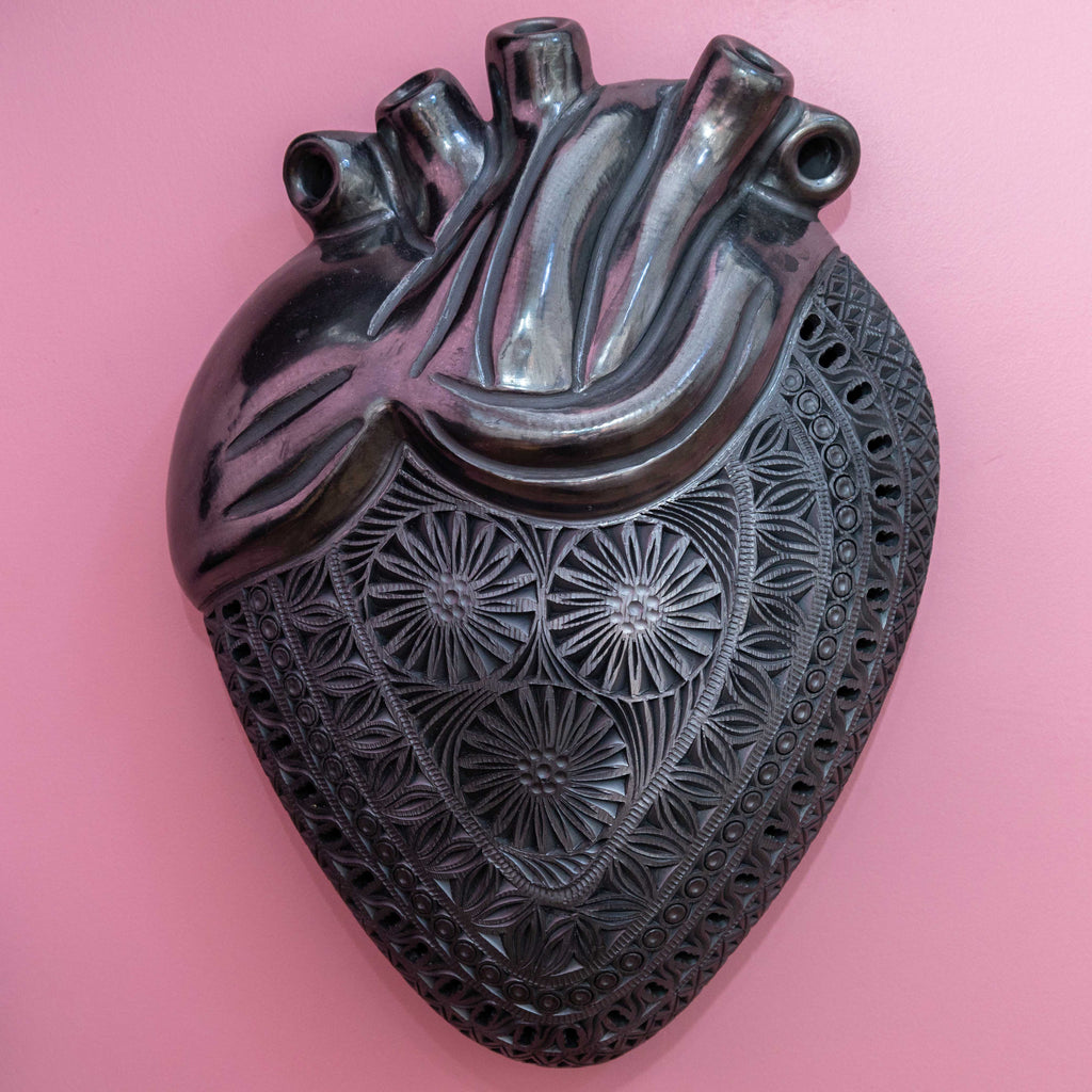 Corazón Barro Negro Moldeado – HUAKAL MX
